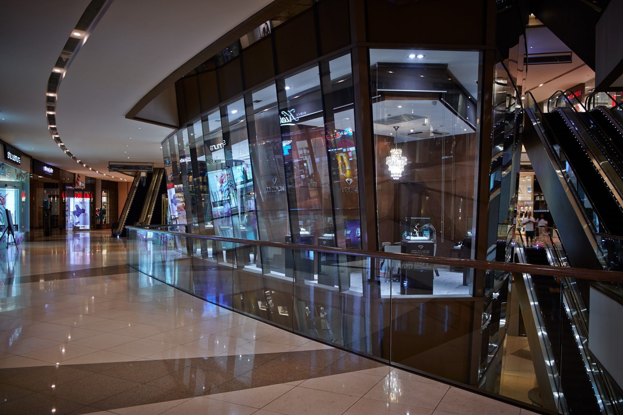 Shangri-La Plaza | Shang Properties