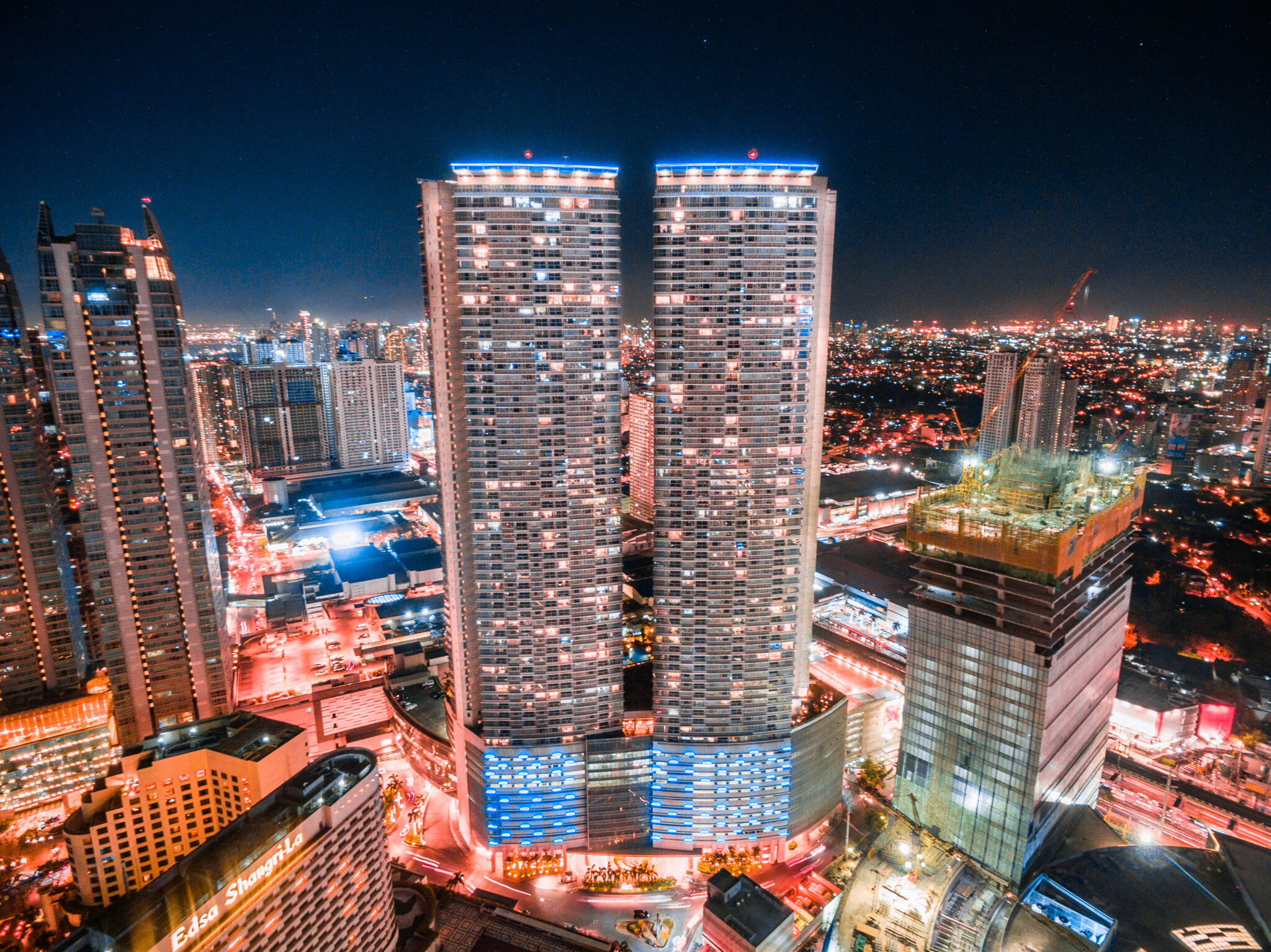 One Shangri-La Place | Shang Properties