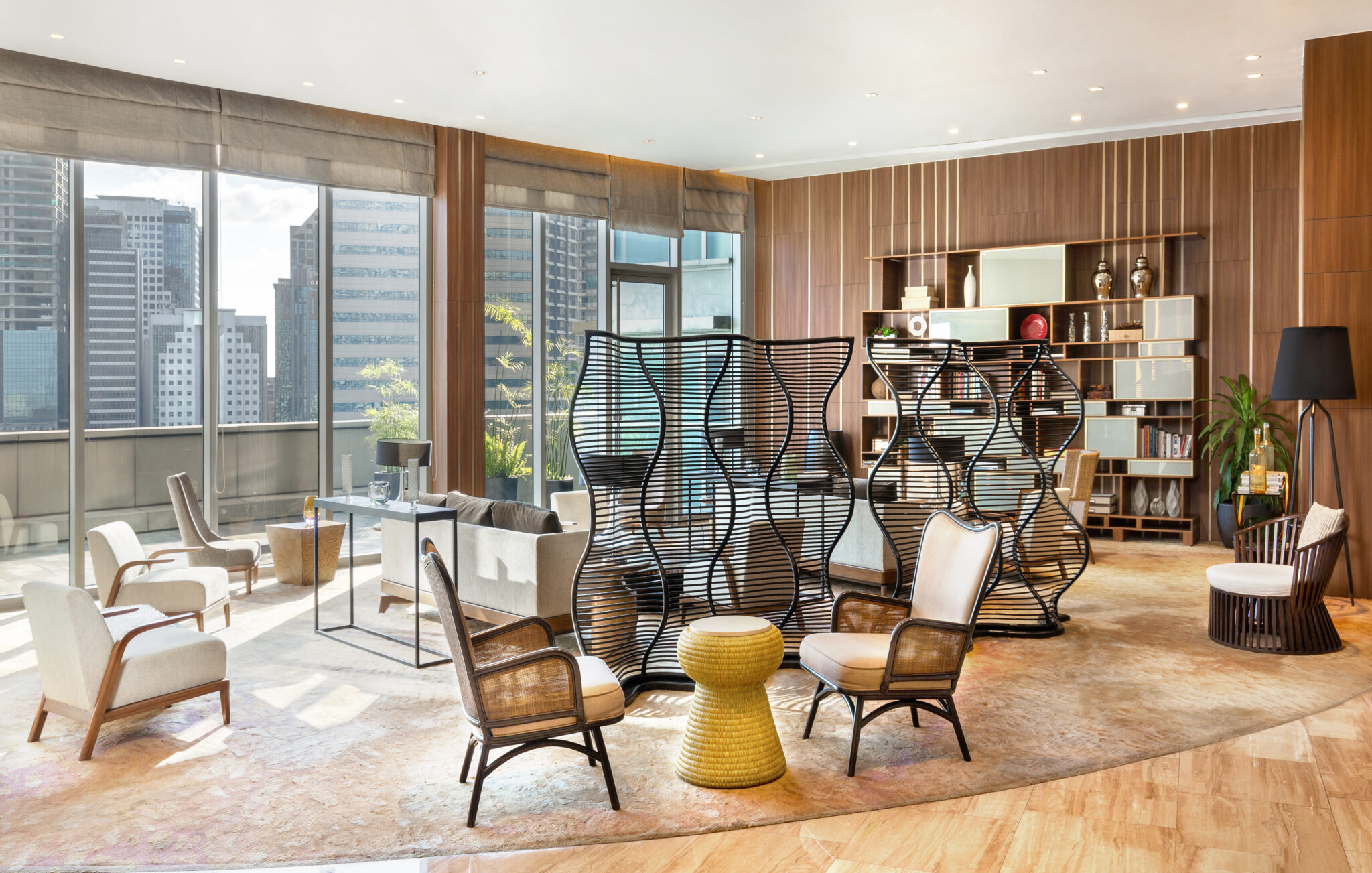 One Shangri-La Place | Shang Properties